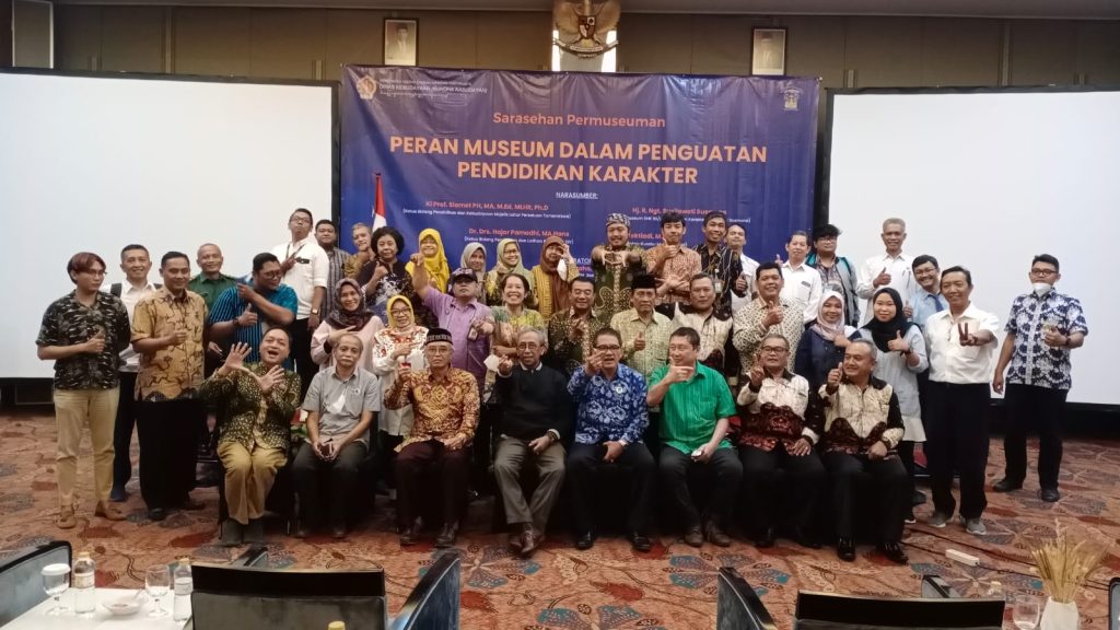 Sarasehan Menuju Manusia Berkarakter – MUSEUM – UGM